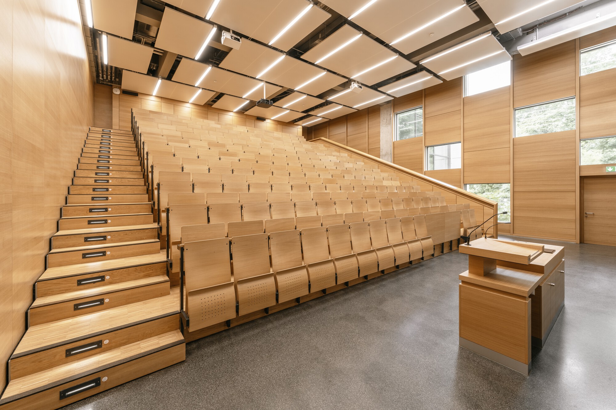 Gallery of Sustainable Chemistry Technical University of Munich ...