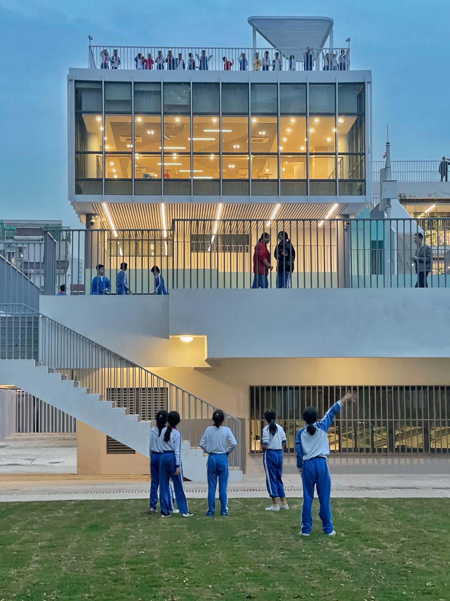 Gallery of Shenzhen Fuqiang Elementary School / People's Architecture ...
