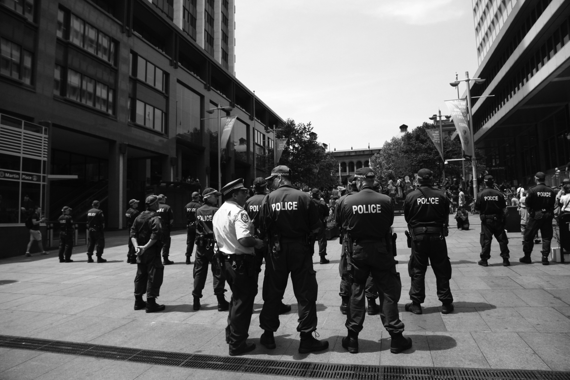 Gallery of The Global City and the (de)Evolution of the Public Realm - 2