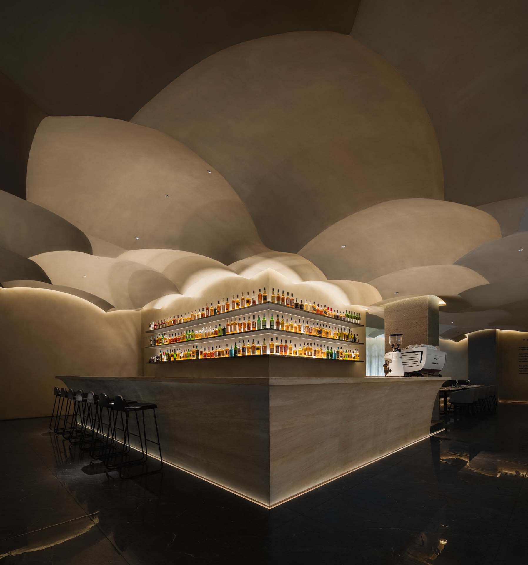 Gallery of Tarentum Bar & Restaurant / MARS Studio - 4