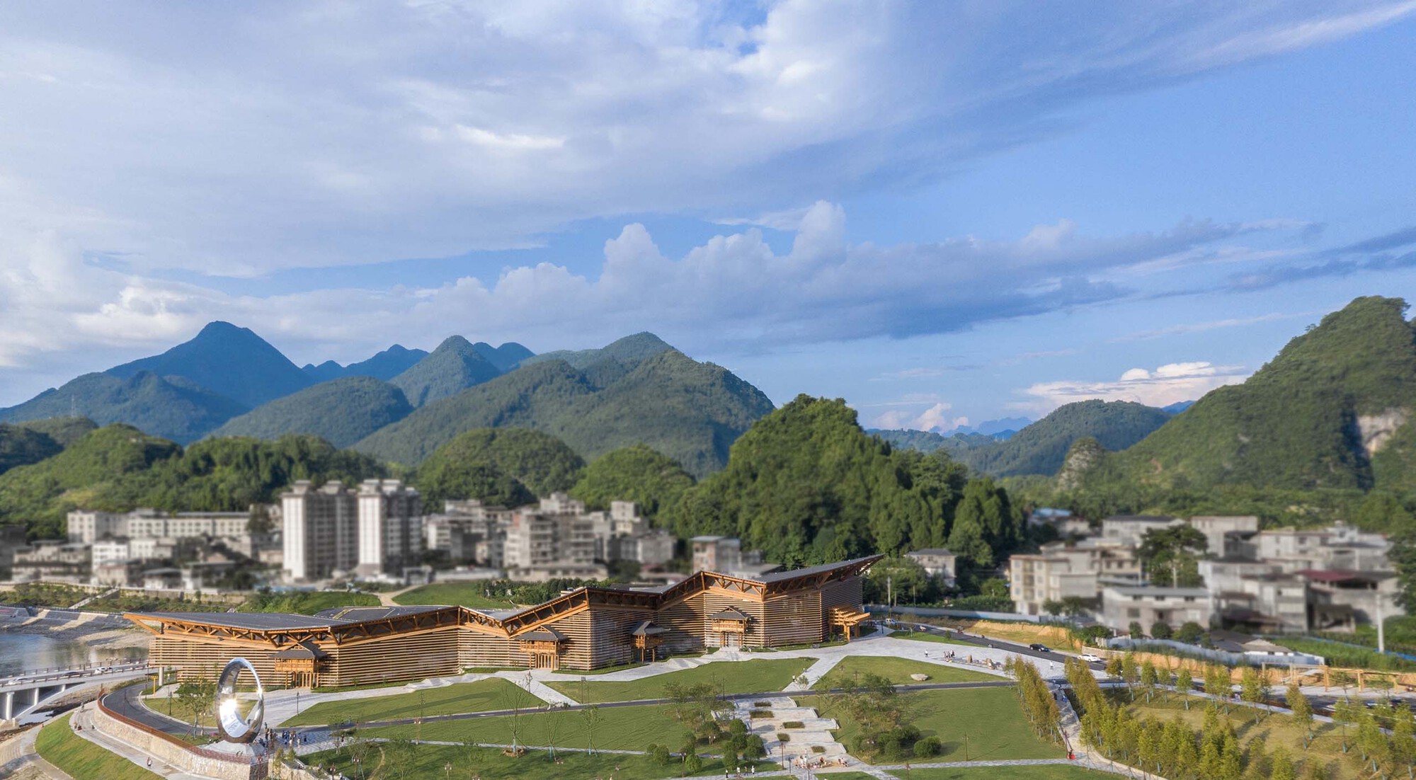 Gallery of Chinese Tujia Pan-Museum Complex / Professor Li Baofeng's ...