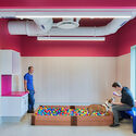 Michigan Animal Rescue League / PLY+ | ArchDaily