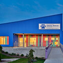 Michigan Animal Rescue League / PLY+ | ArchDaily