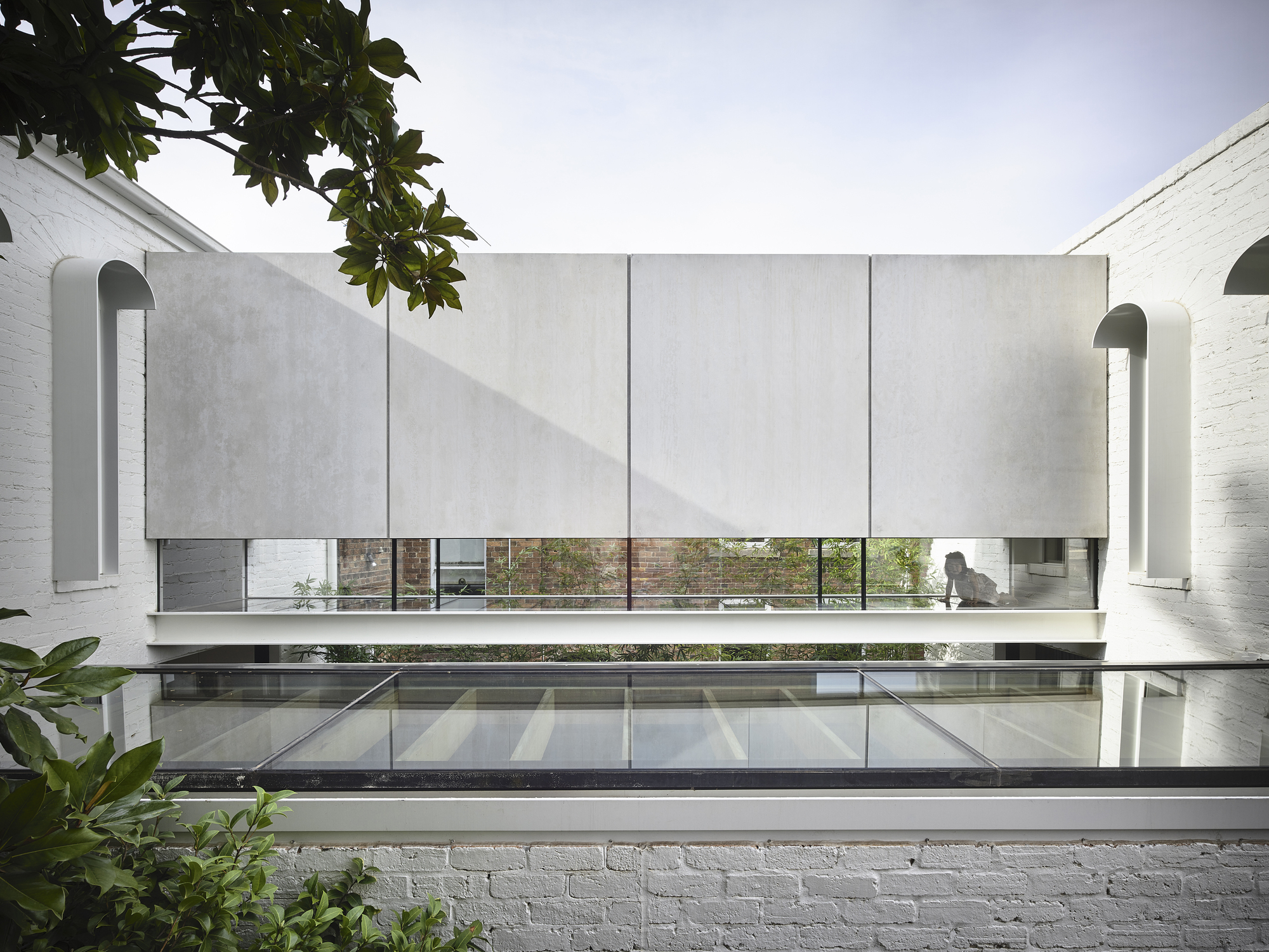 Gallery of Fitzroy Bridge House / Matt Gibson Architecture + Design - 3
