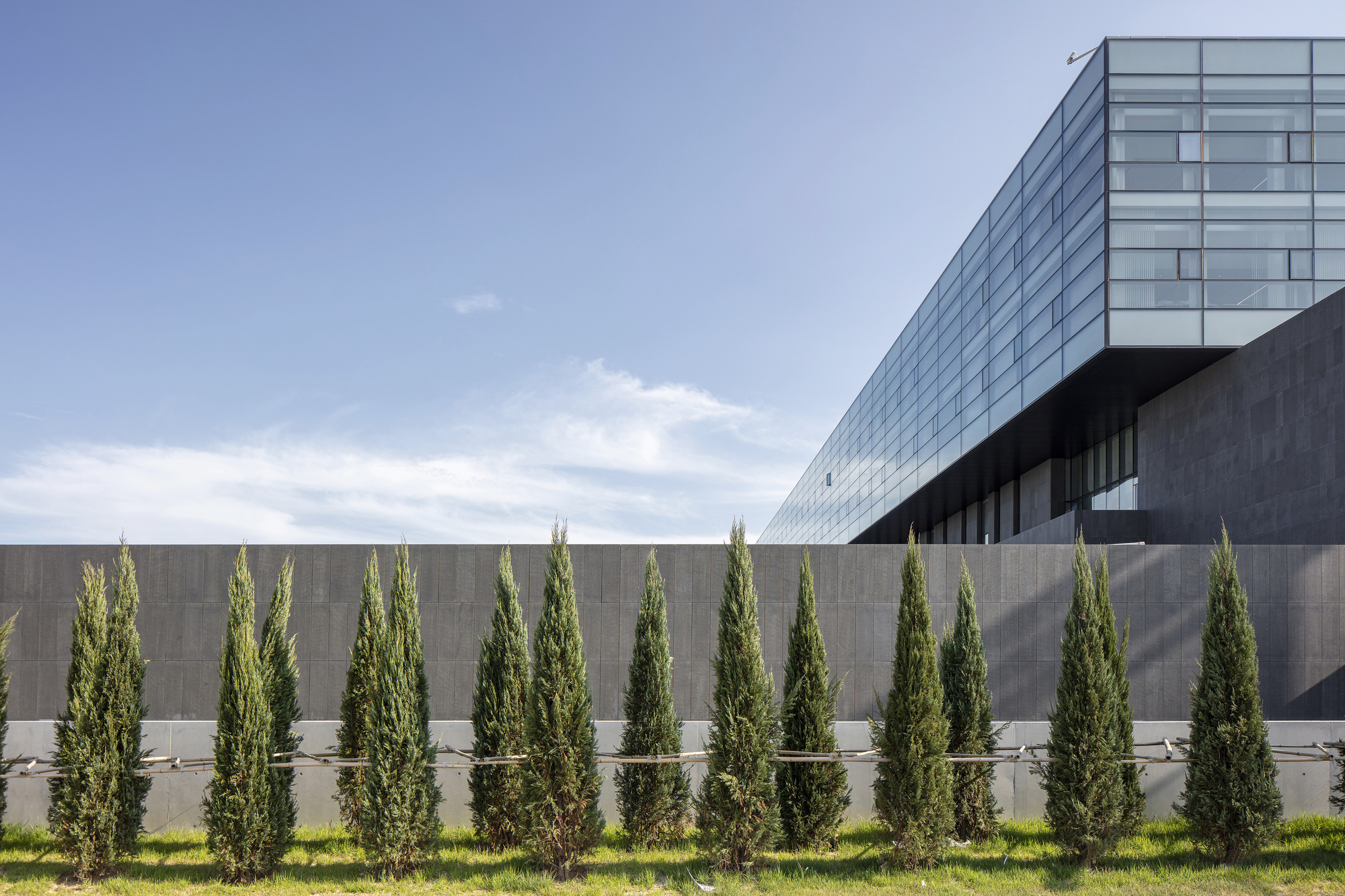 Gallery of Hyundai Motor Group Global Partnership Center And University ...