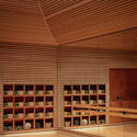 Rammed Earth Yoga Studio / Invisible Studio | ArchDaily