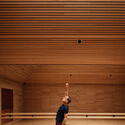 Rammed Earth Yoga Studio / Invisible Studio | ArchDaily