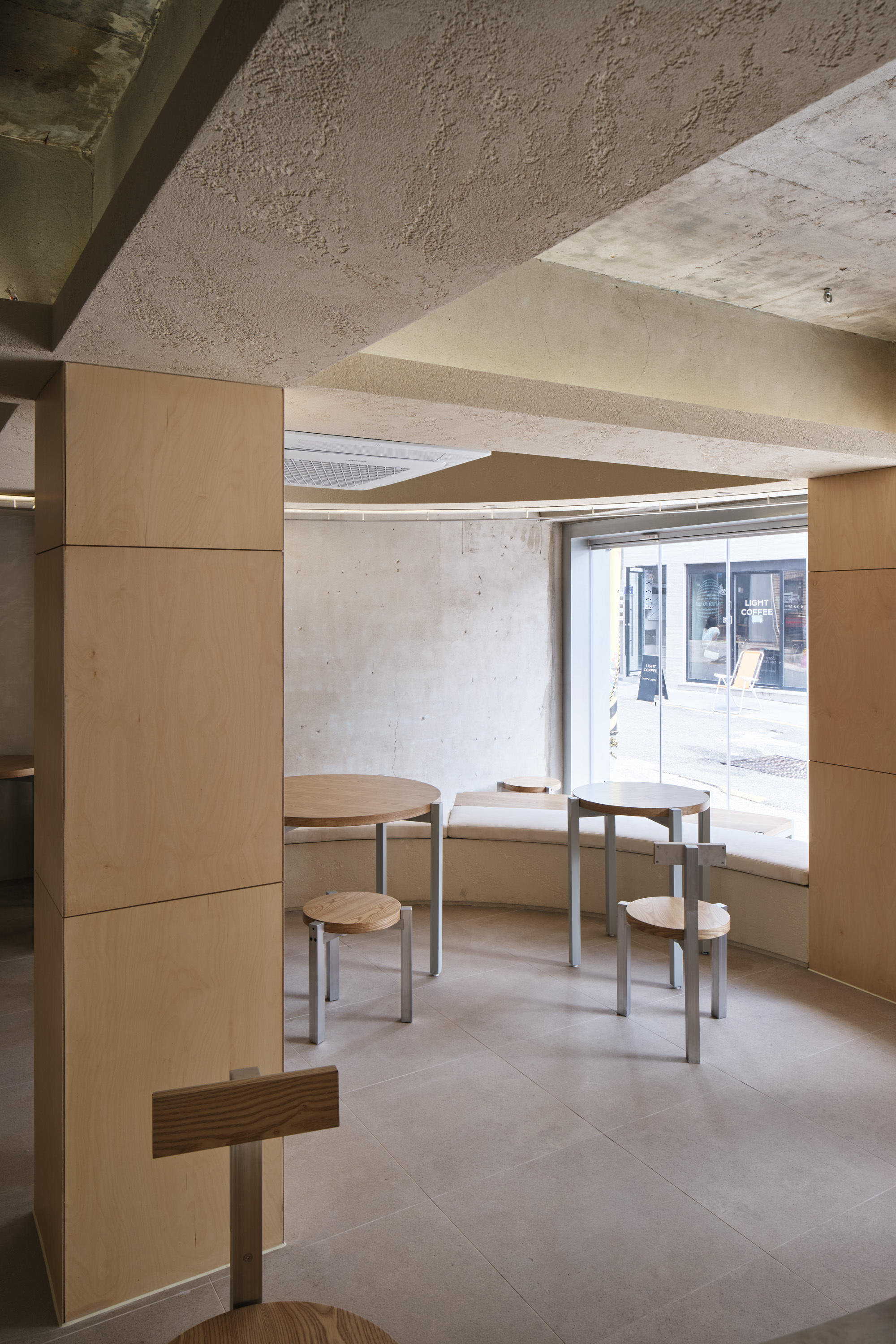 Gallery of or whatever Café / design by 83 - 18