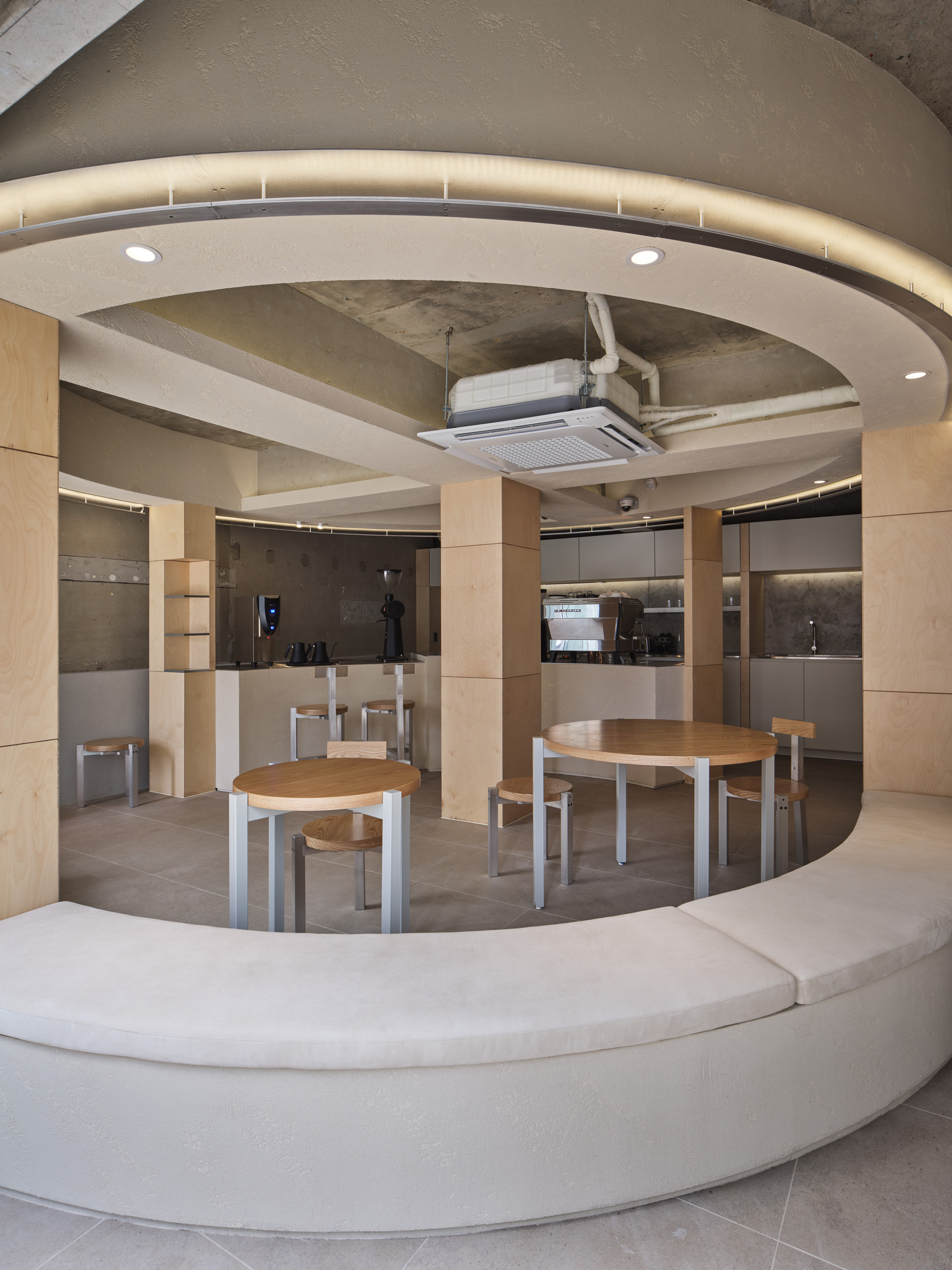 Gallery of or whatever Café / design by 83 - 2