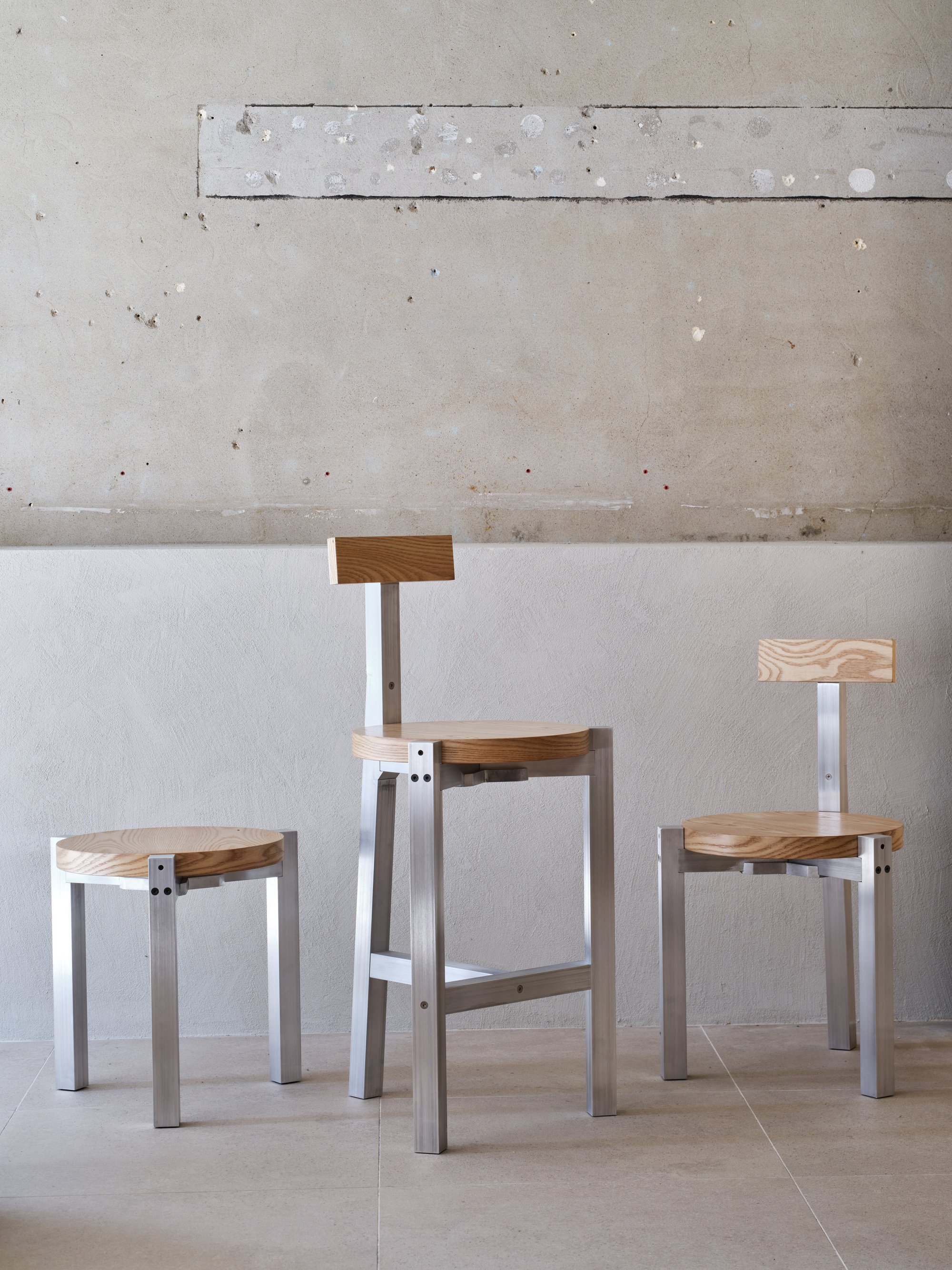 Gallery of or whatever Café / design by 83 - 22