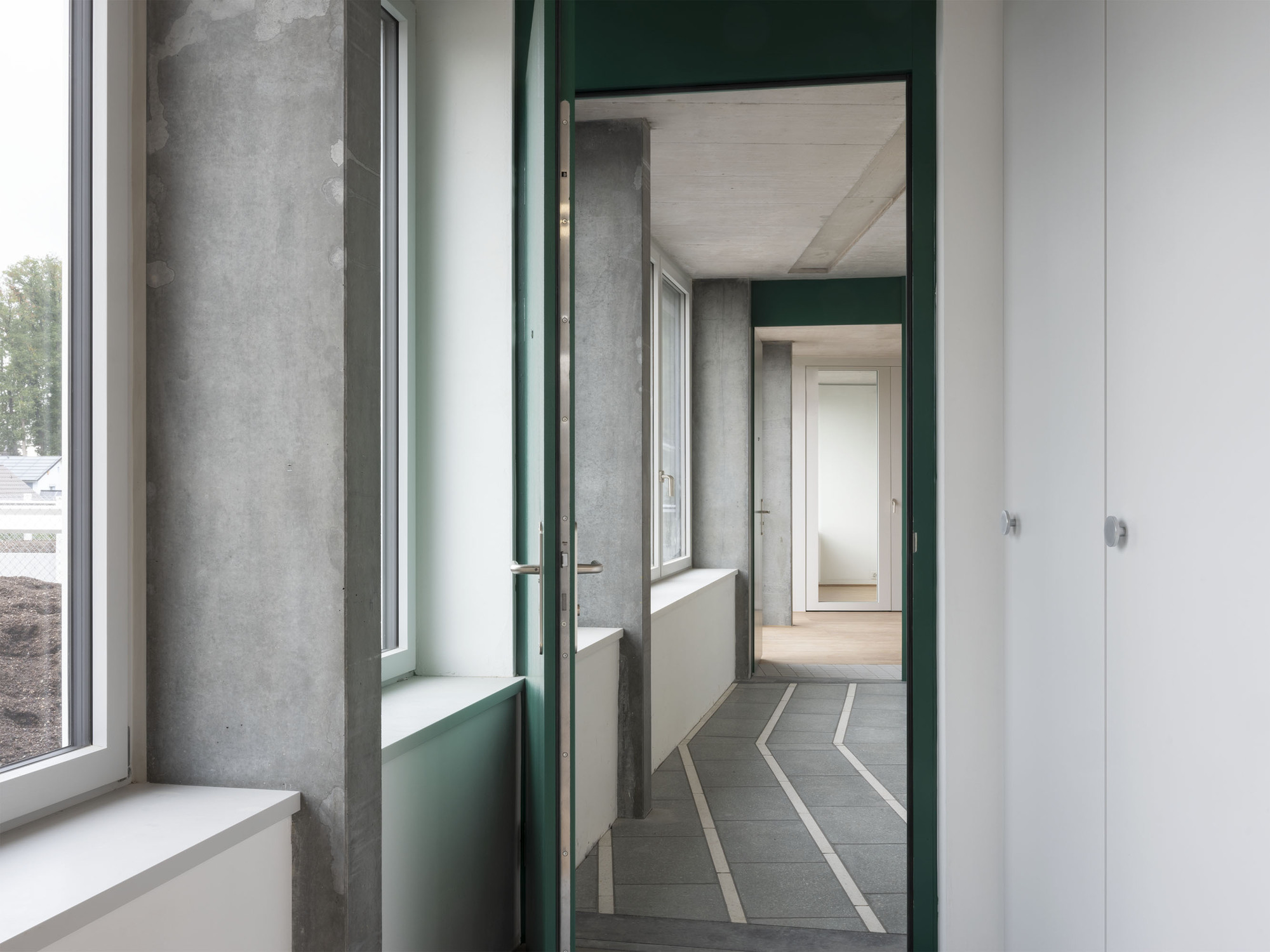 Gallery of Therwil Terraced House / Lütiens Padmanabhan Architekten - 13