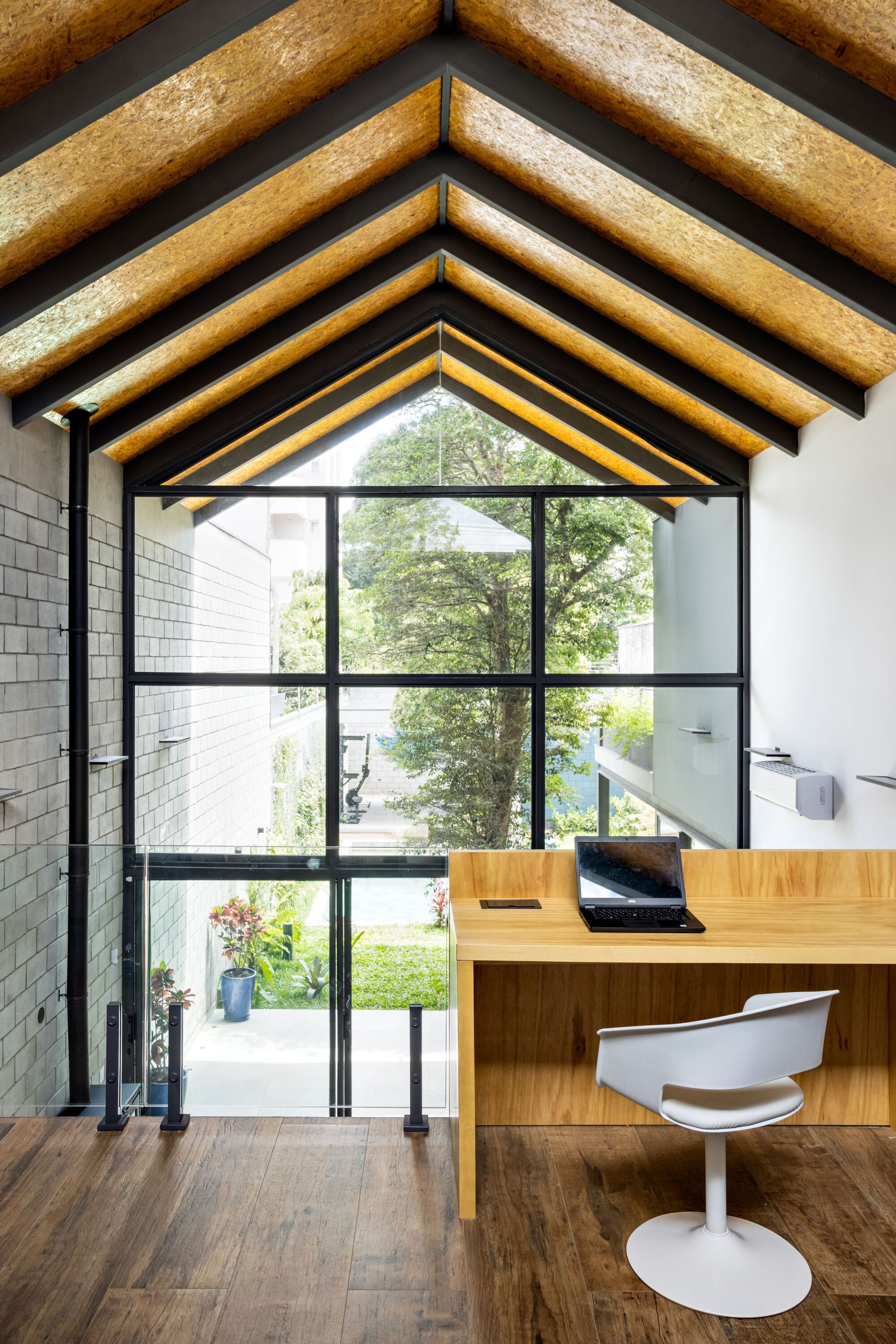 Gallery of Georgia House / ARKITITO Arquitetura - 9