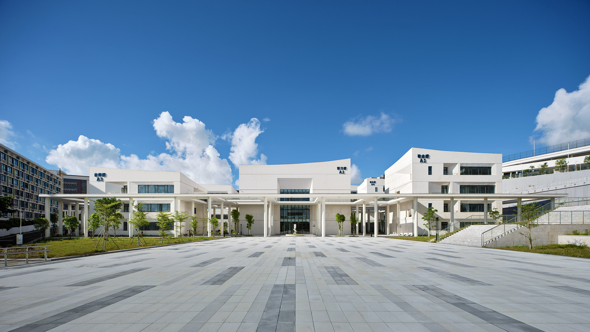Gallery of Shantou Preschool Education College / L&M DESIGN LAB - 3