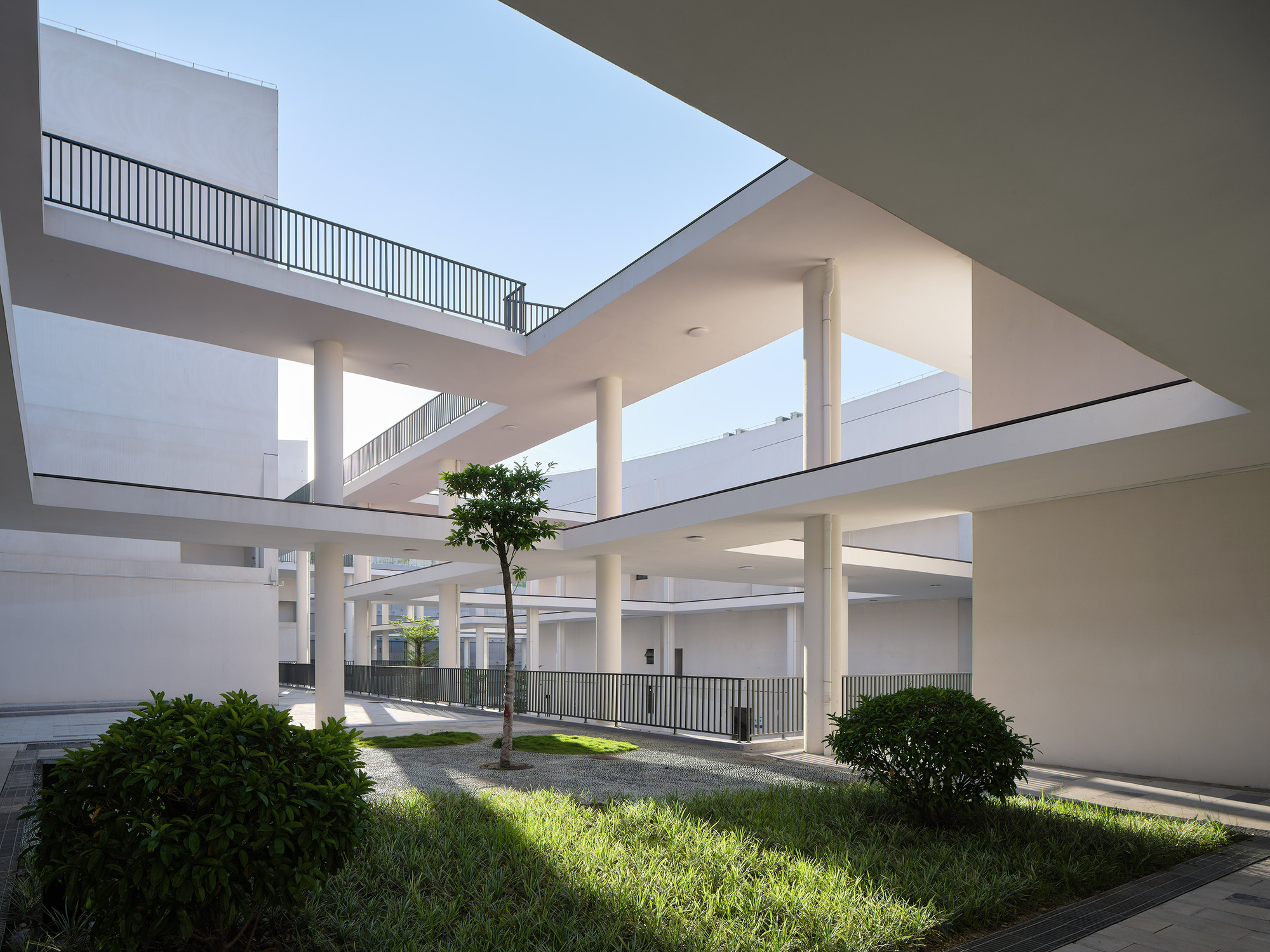 Gallery of Shantou Preschool Education College / L&M DESIGN LAB - 30
