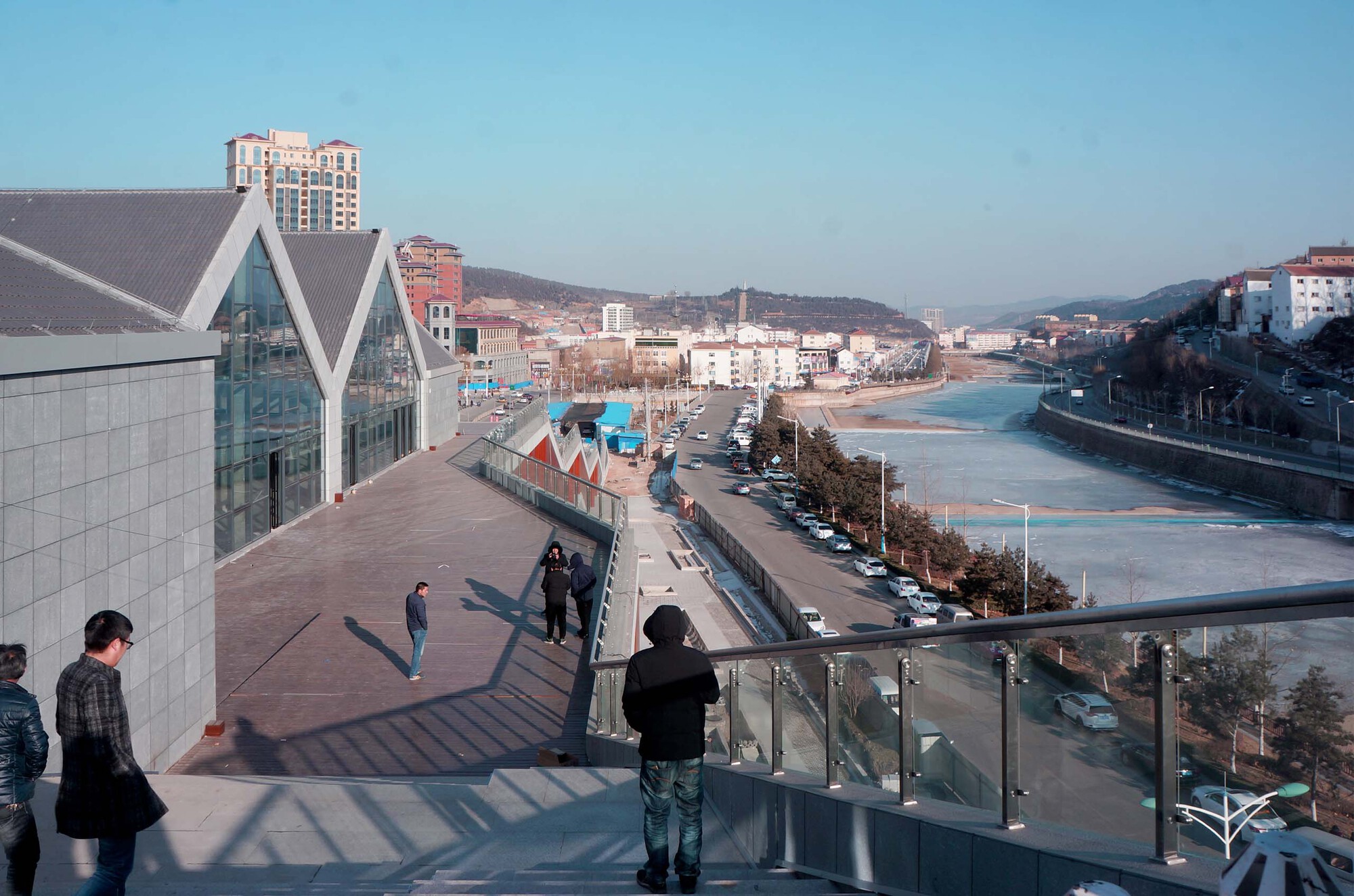 画廊 沁水杏河商业带 / 宽建筑 + 北京城建设计 - 8