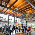 Oregon Zoo Education Center / Opsis Architecture | ArchDaily