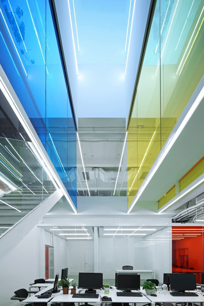 Gallery of Using Colored Glass to Enhance Design: 20 Contemporary ...