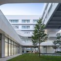 Shenzhen Hongshan Middle School / CAPOL | ArchDaily