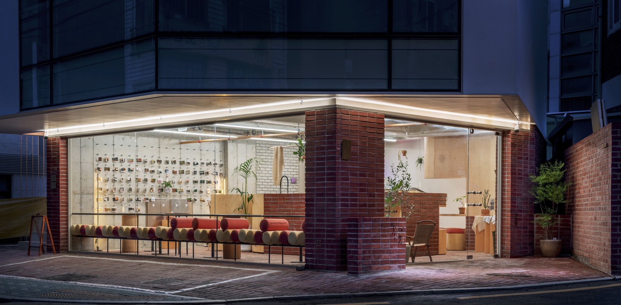 Gallery of Deungchon Ohgak Shop and House / OHOO Architects - 8