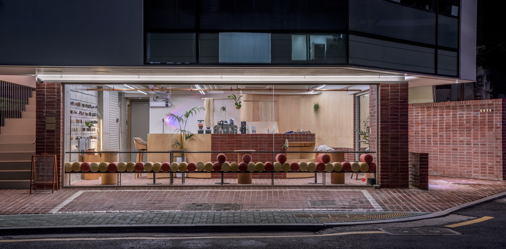 Gallery of Deungchon Ohgak Shop and House / OHOO Architects - 9