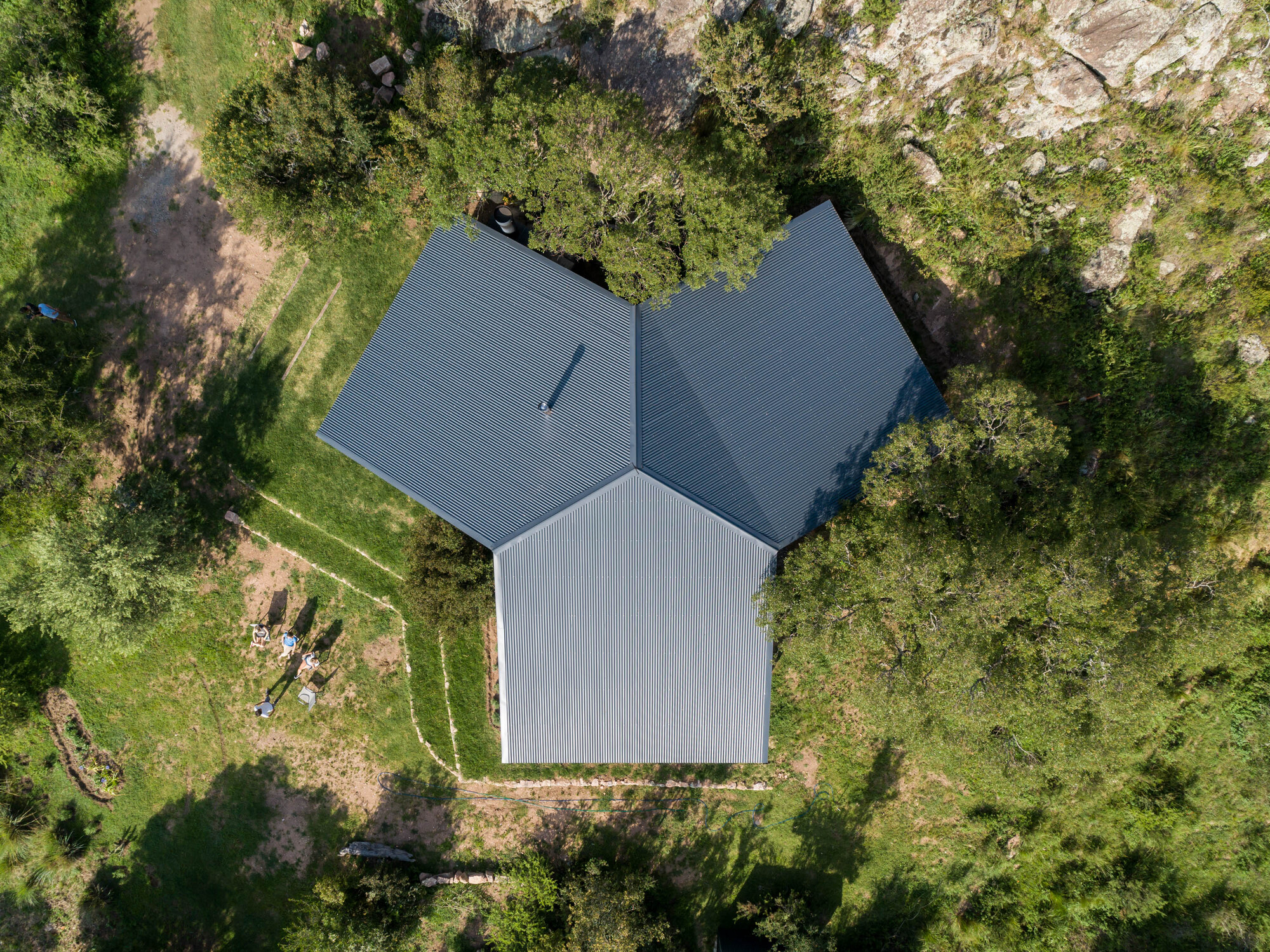 Gallery of Mountain Ranch / Diaz Marcellino Arquitectos - 2