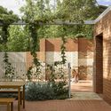 Beck Street House / Lineburg Wang | ArchDaily