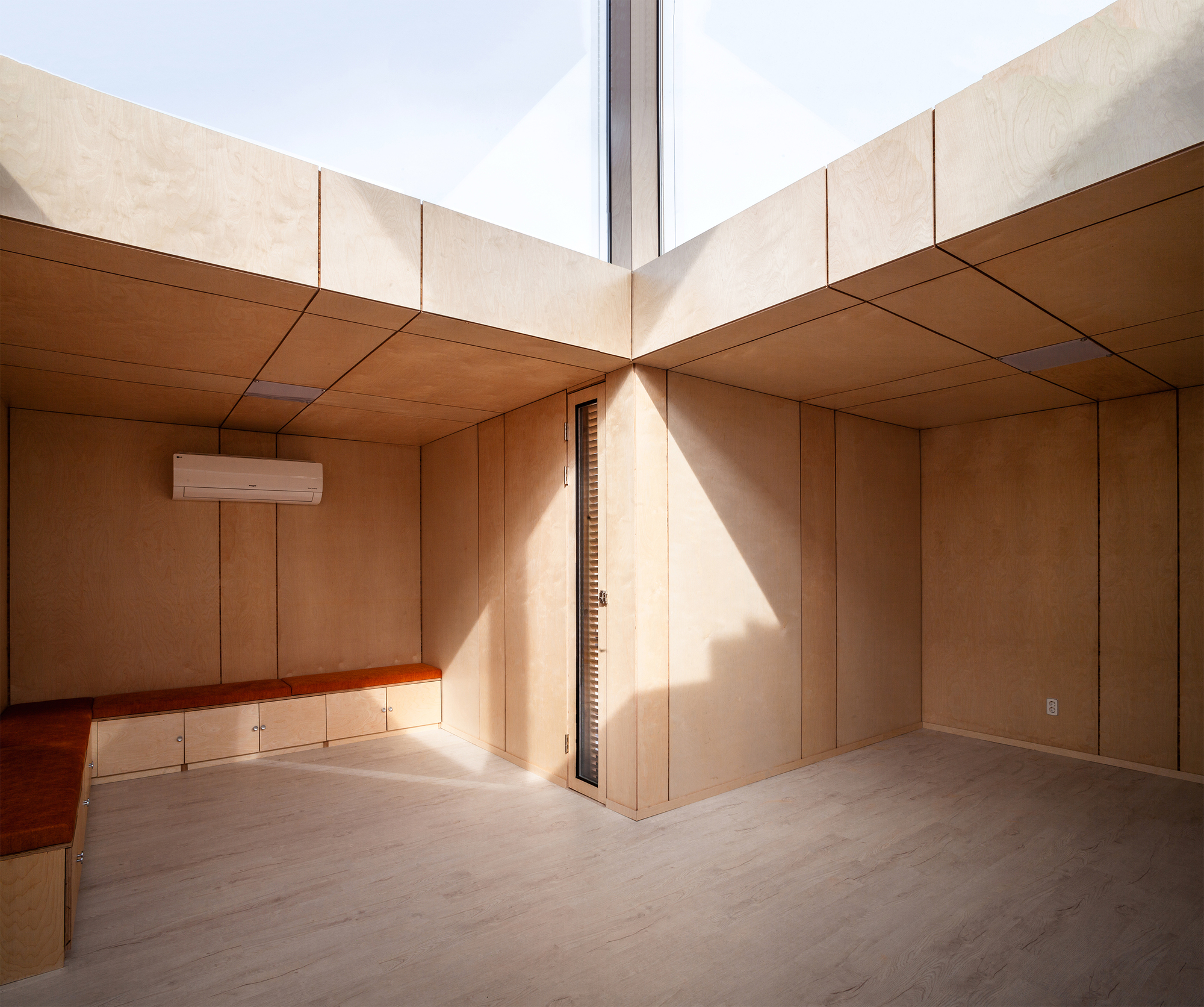 Gallery of MAE-AN-GEO Village Community Center / studio zozo - 7