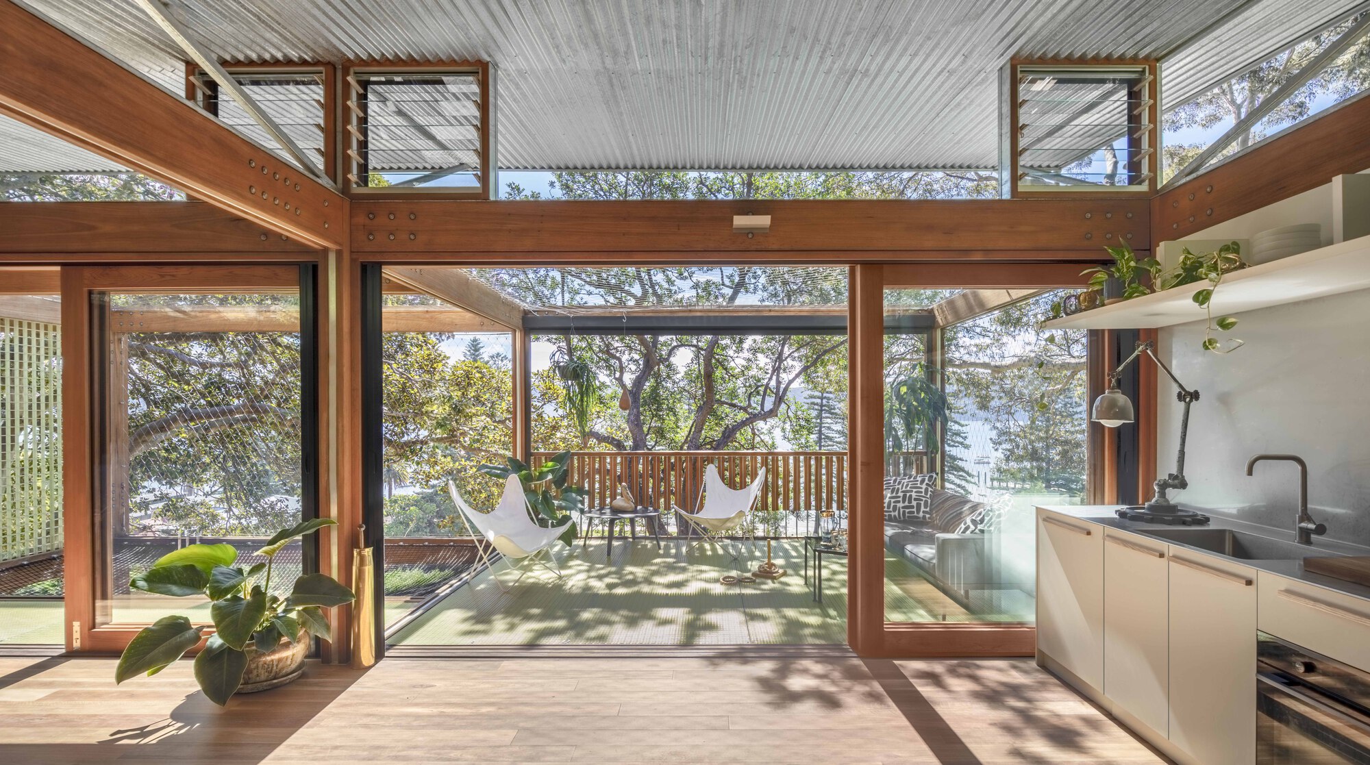 Gallery of Balmy Palmy House / CplusC Architectural Workshop - 5