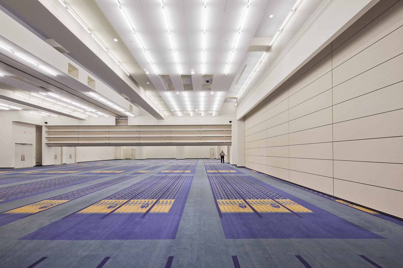 Gallery of Maximum Flexibility: The Possibilities of Vertically Folding ...