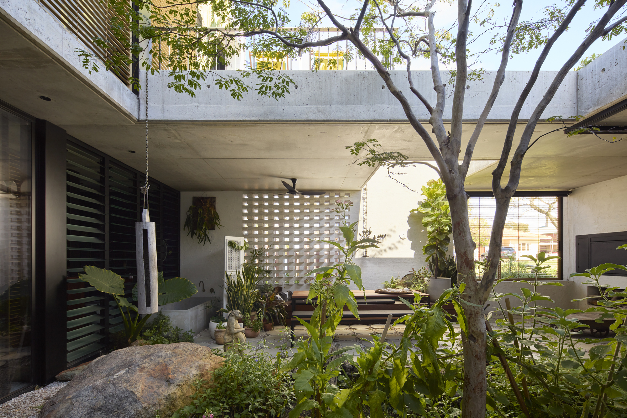 Gallery of Jimmy's House / MJA Studio - 8
