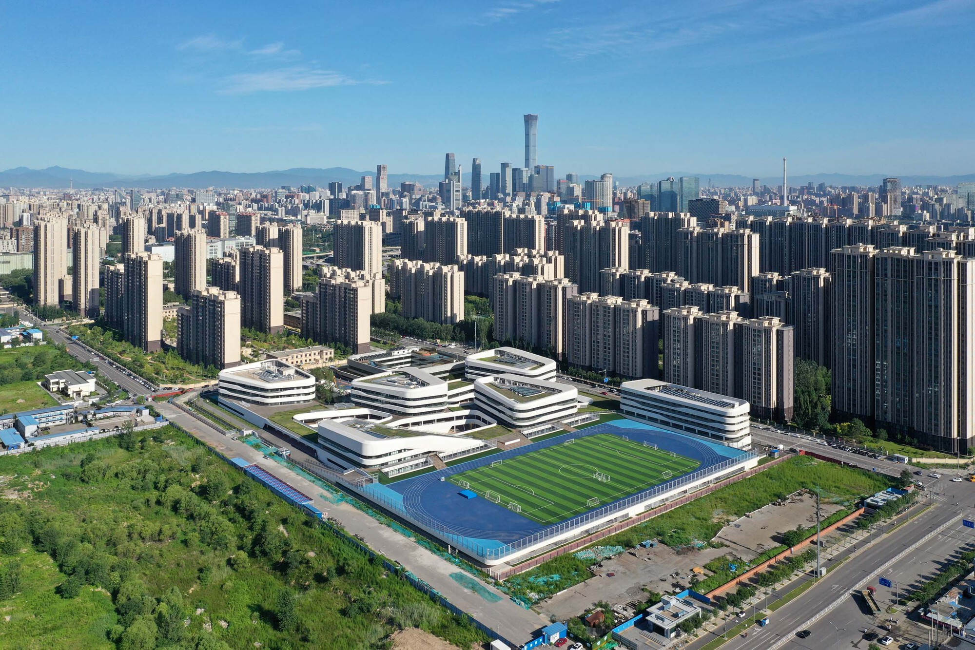 Gallery of Tsinghua University High School Guanghua / BIAD - 6