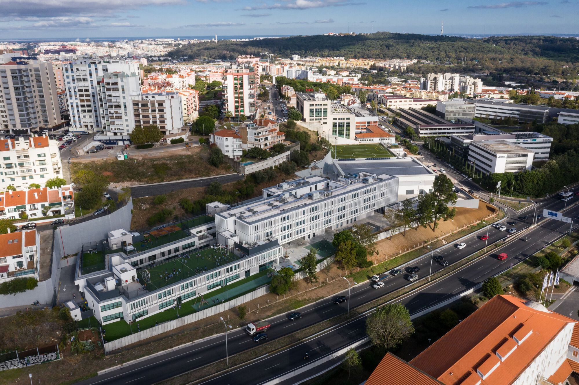 Galeria de Escola Internacional PaRK Alfragide / Saraiva + Associados - 19