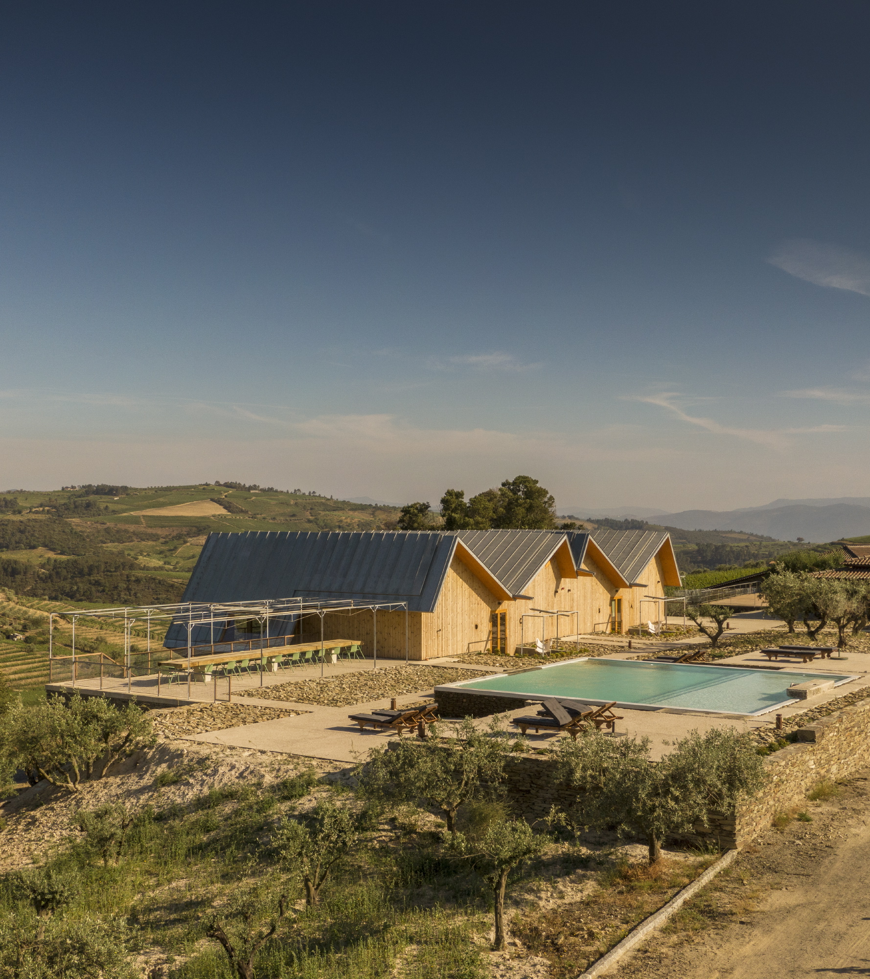 Gallery of Quinta da Faísca Tourist Accomodation / Carlos Castanheira - 7