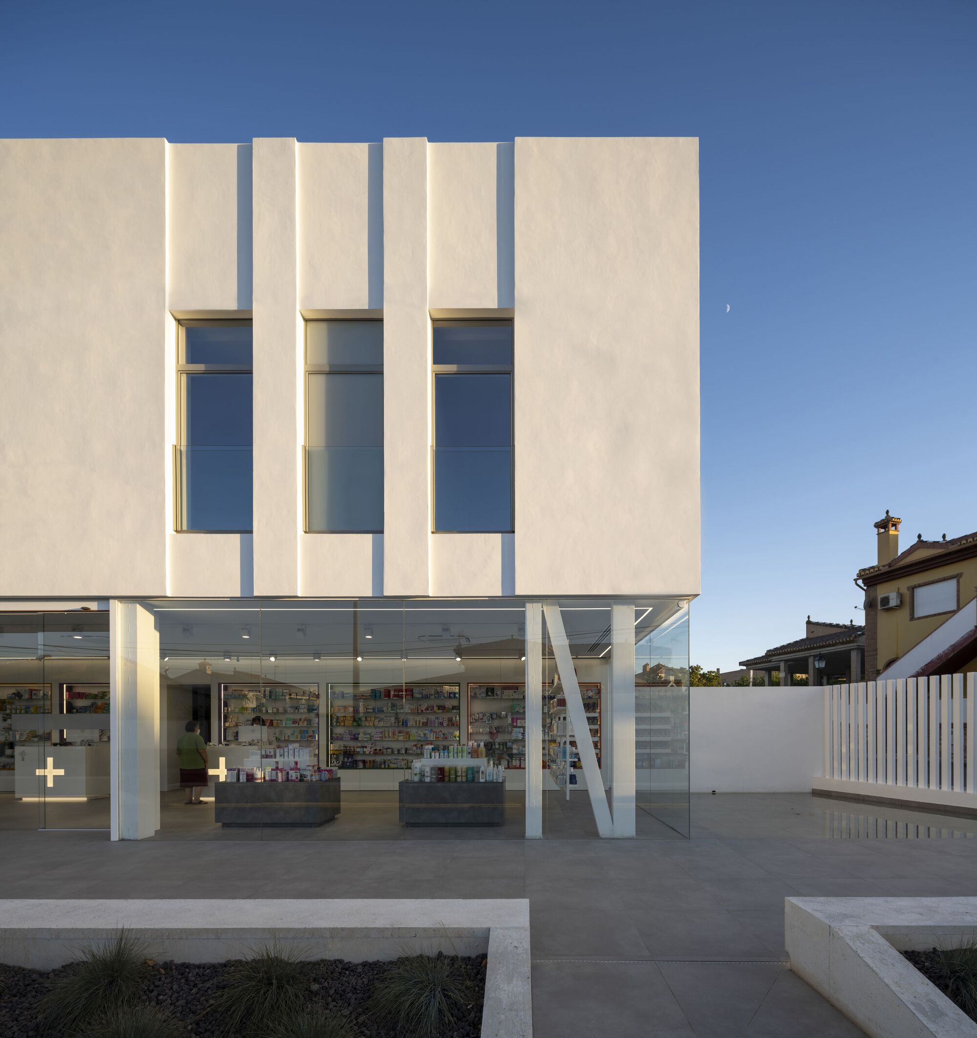 Gallery of Pharmacy and House ARM / O·CO arquitectos - 20
