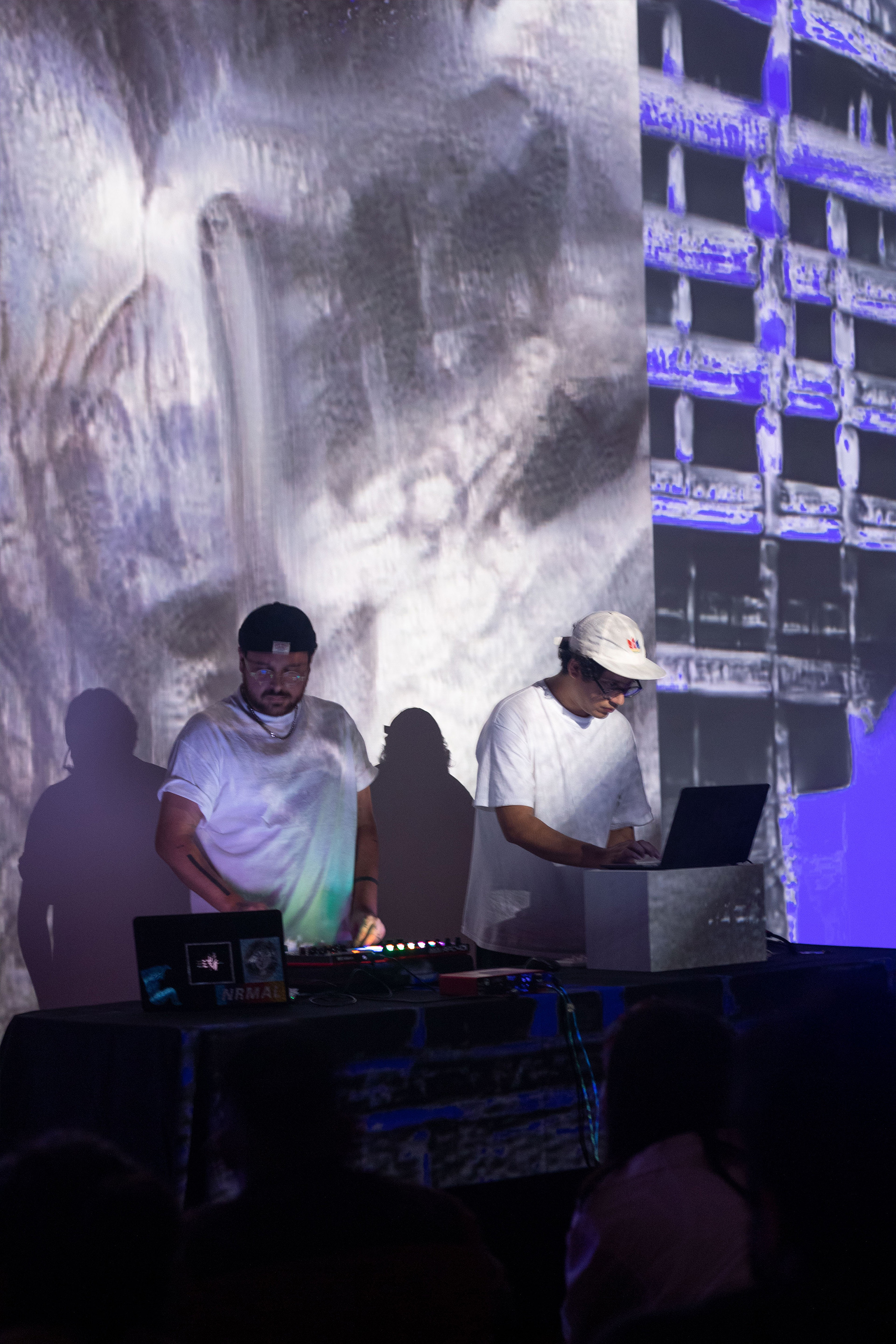 Galería de 30/30: un performance audiovisual inspirado en el mundo ...