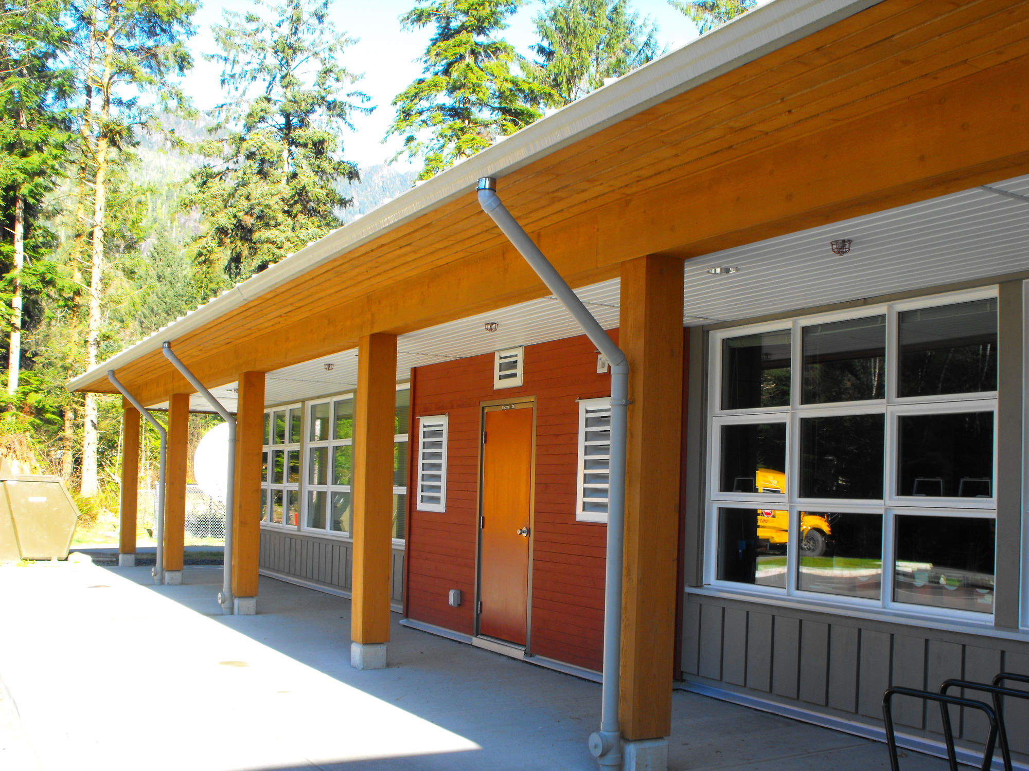 Gallery of Tutoring with Timber: Using Wood in Schools - 7