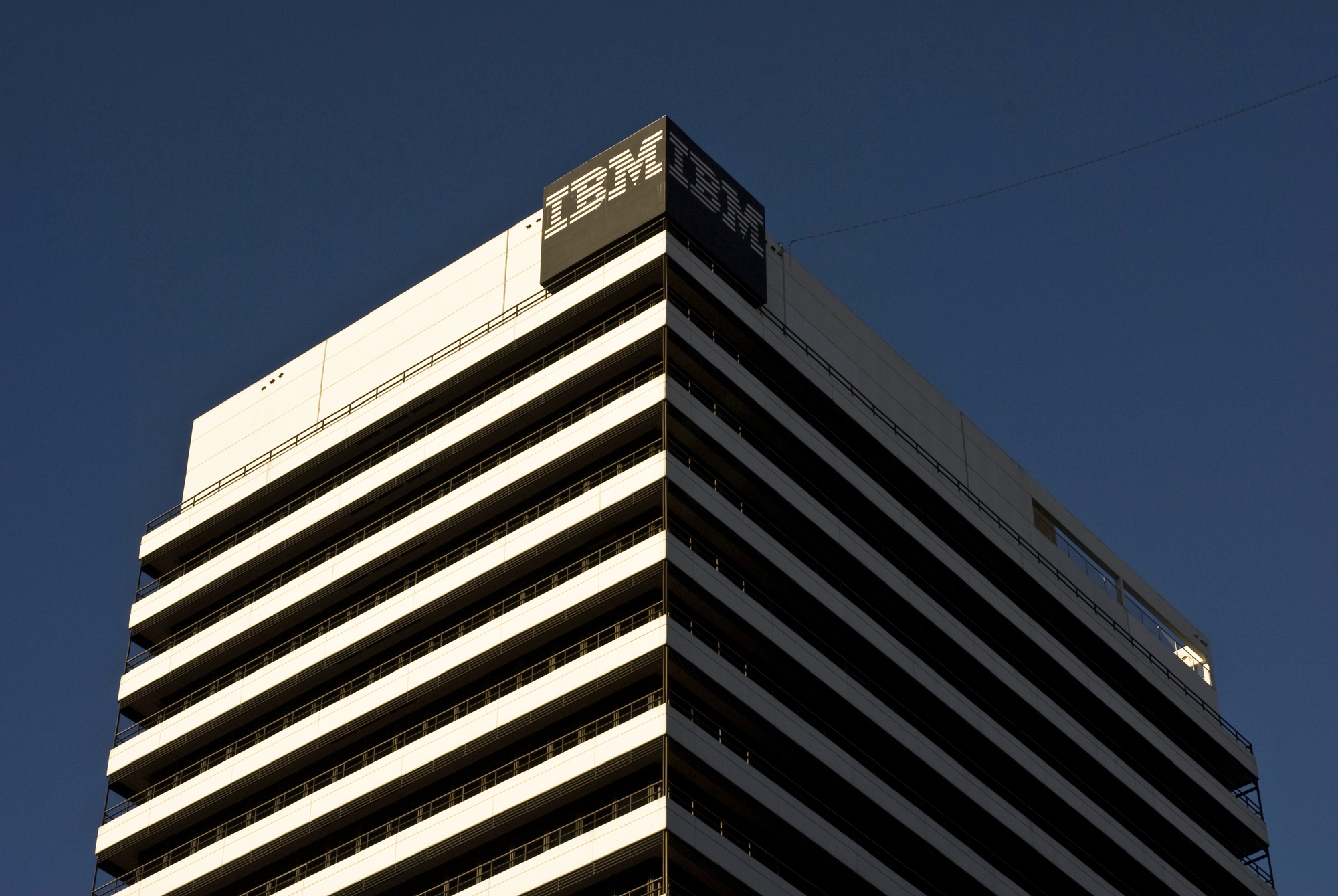 画廊 建筑经典: IBM大楼 / Mario Roberto Álvarez & Associates - 13