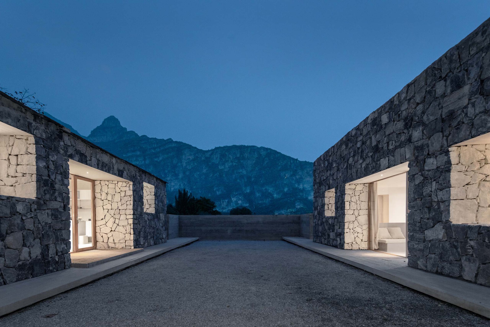 画廊 借山院 / STUDIO FSJ - 9
