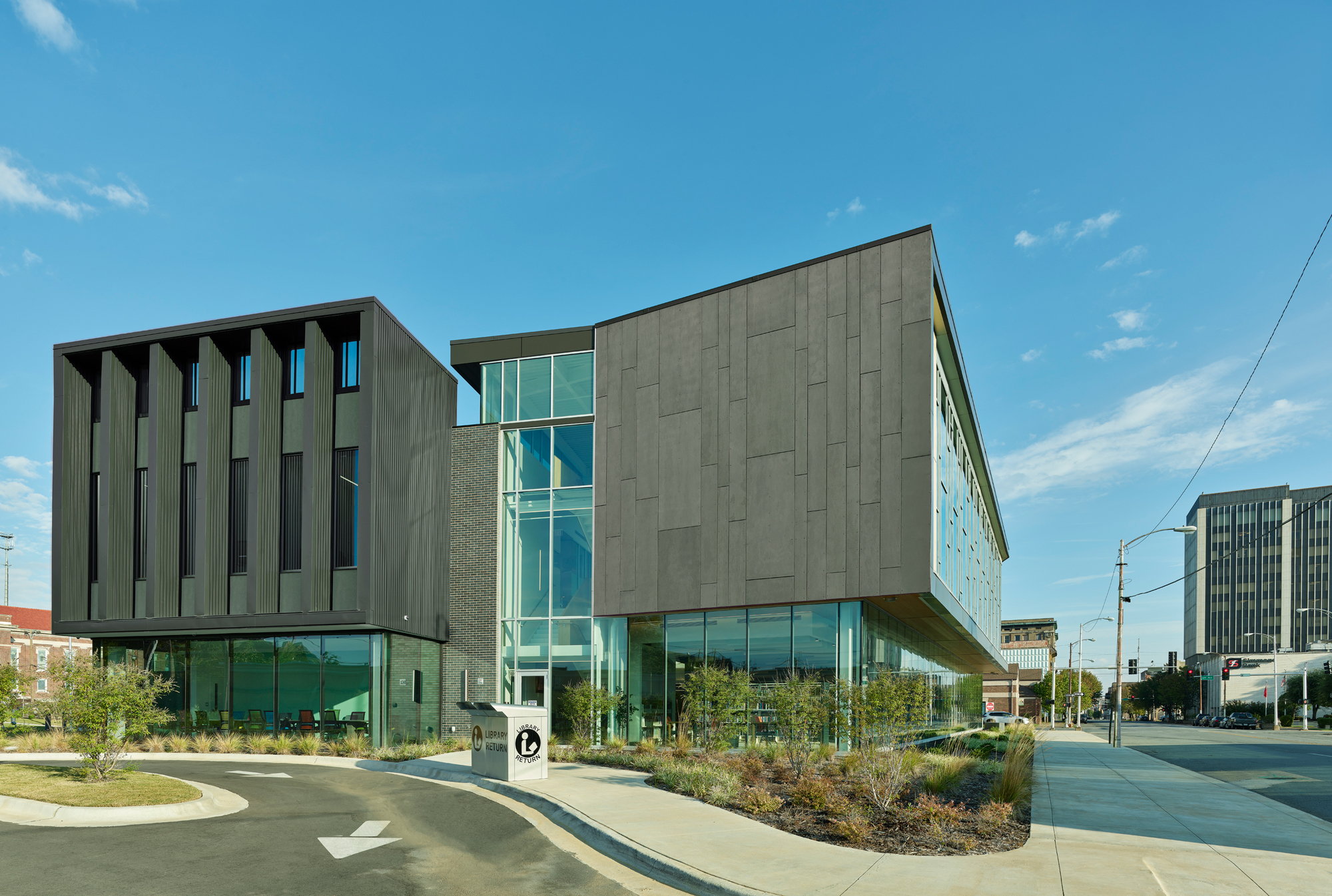 Gallery of Pine Bluff Main Library / Polk Stanley Wilcox Architects - 9