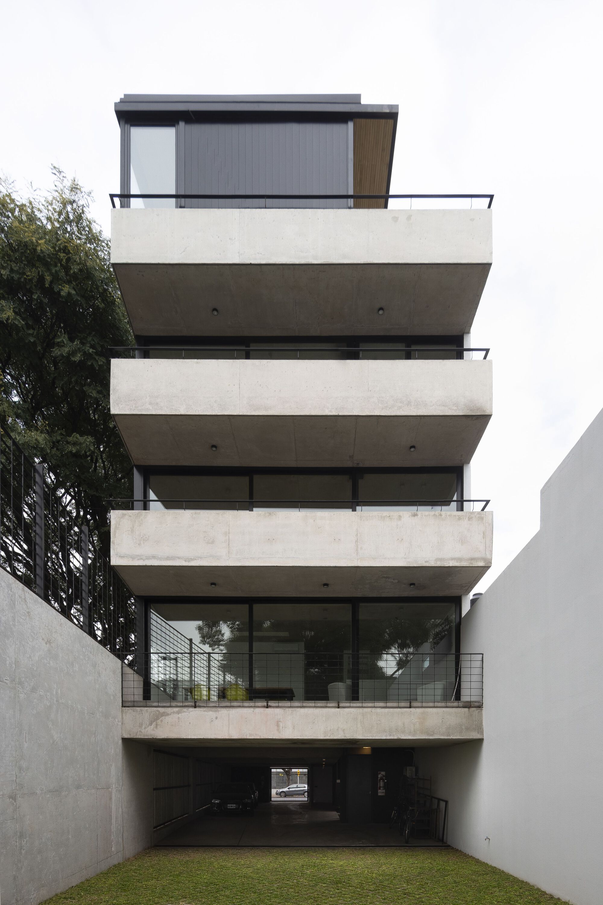 Galería de Edificio Zapiola 301 / Cottet Iachetti Arquitectos + Cabrera Pieretti Arquitectos - 9