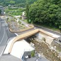 Kusugibashi Bridge / Kengo Kuma & Associates | ArchDaily