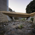 Kusugibashi Bridge / Kengo Kuma & Associates | ArchDaily