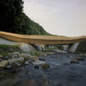 Kusugibashi Bridge / Kengo Kuma & Associates | ArchDaily