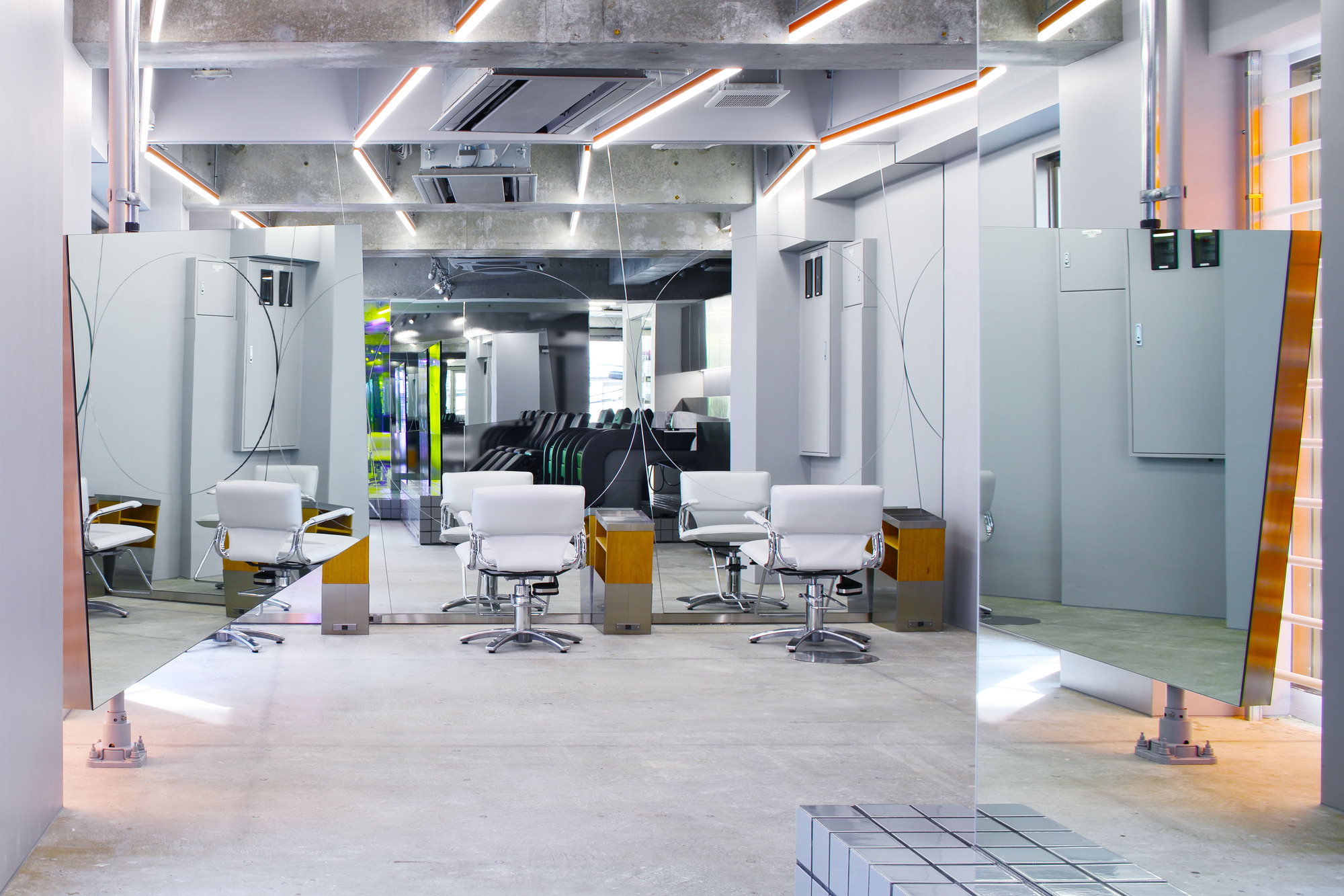 Gallery of LECO odd Salon / kfuna - 7