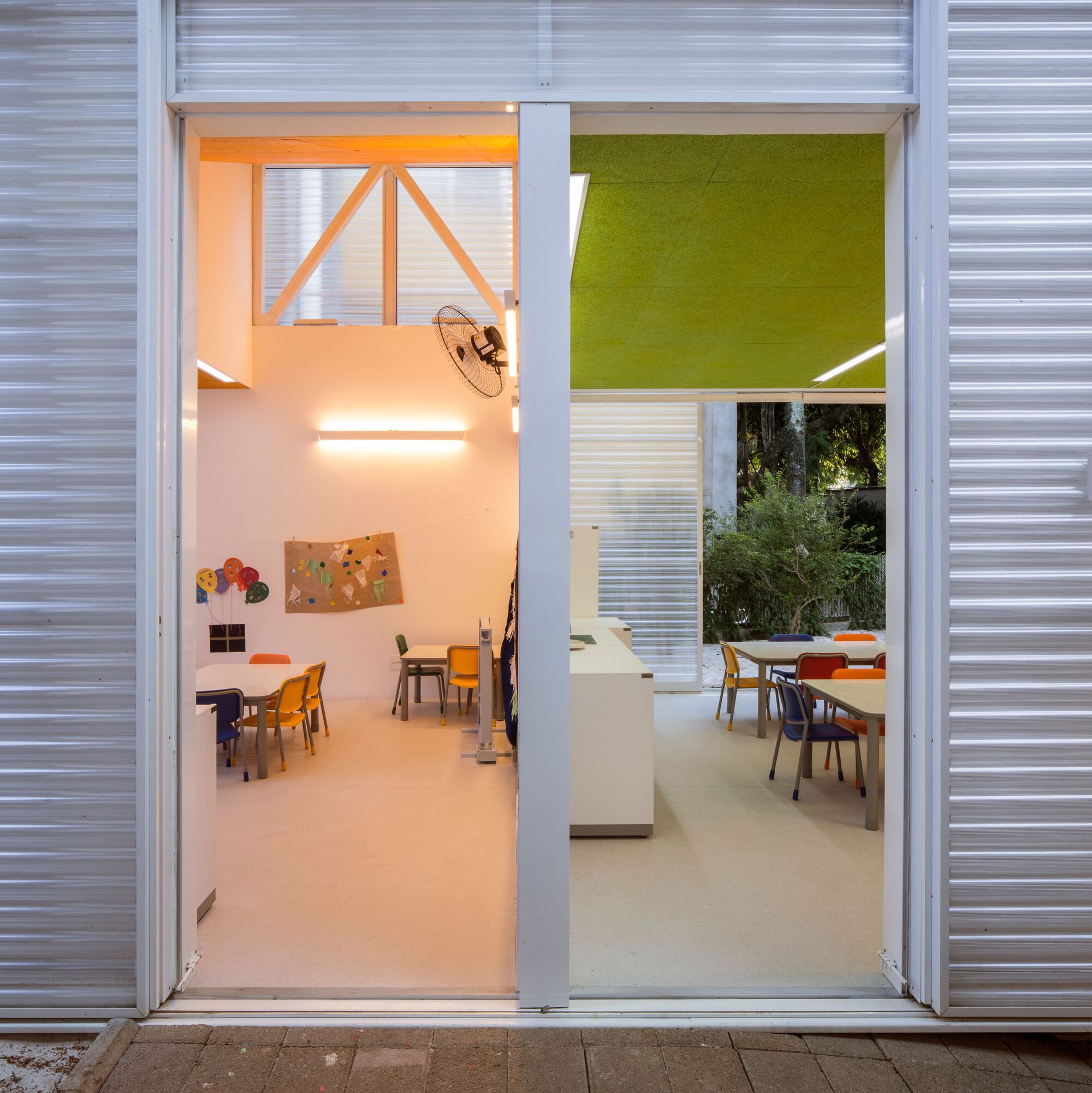 Gallery of Pinheiros Club School / Oficina Aberta + Firma Arquitetura - 10