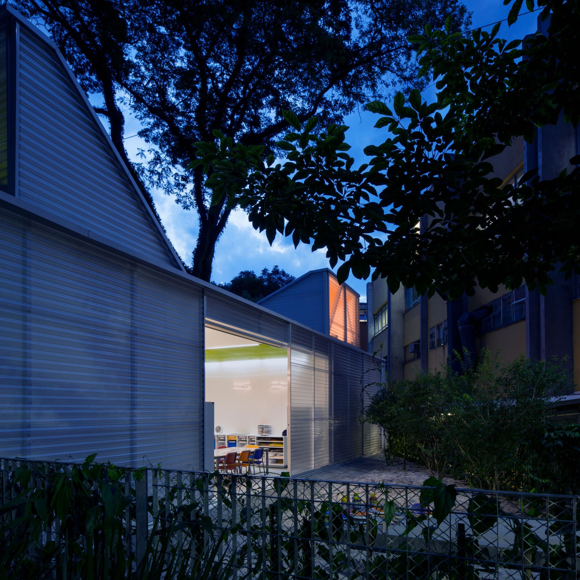 Galeria de ECP – Escolinha do Clube Pinheiros / Oficina Aberta + Firma ...