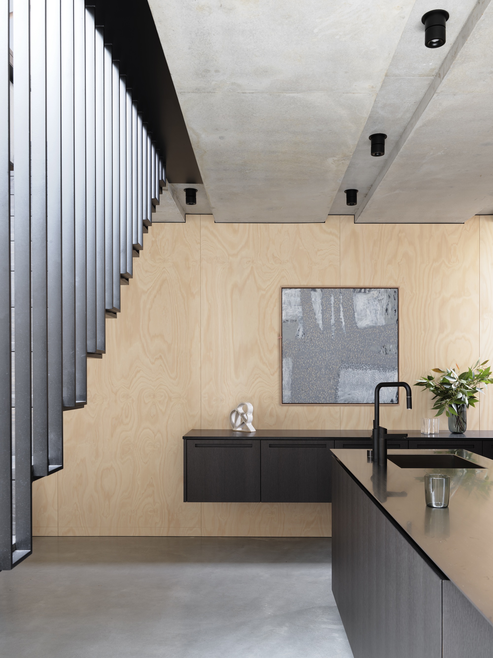 Gallery of Birch Tree House / H&E Architects - 18