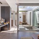 Gallery of Intermediate House / Equipo de Arquitectura - 22