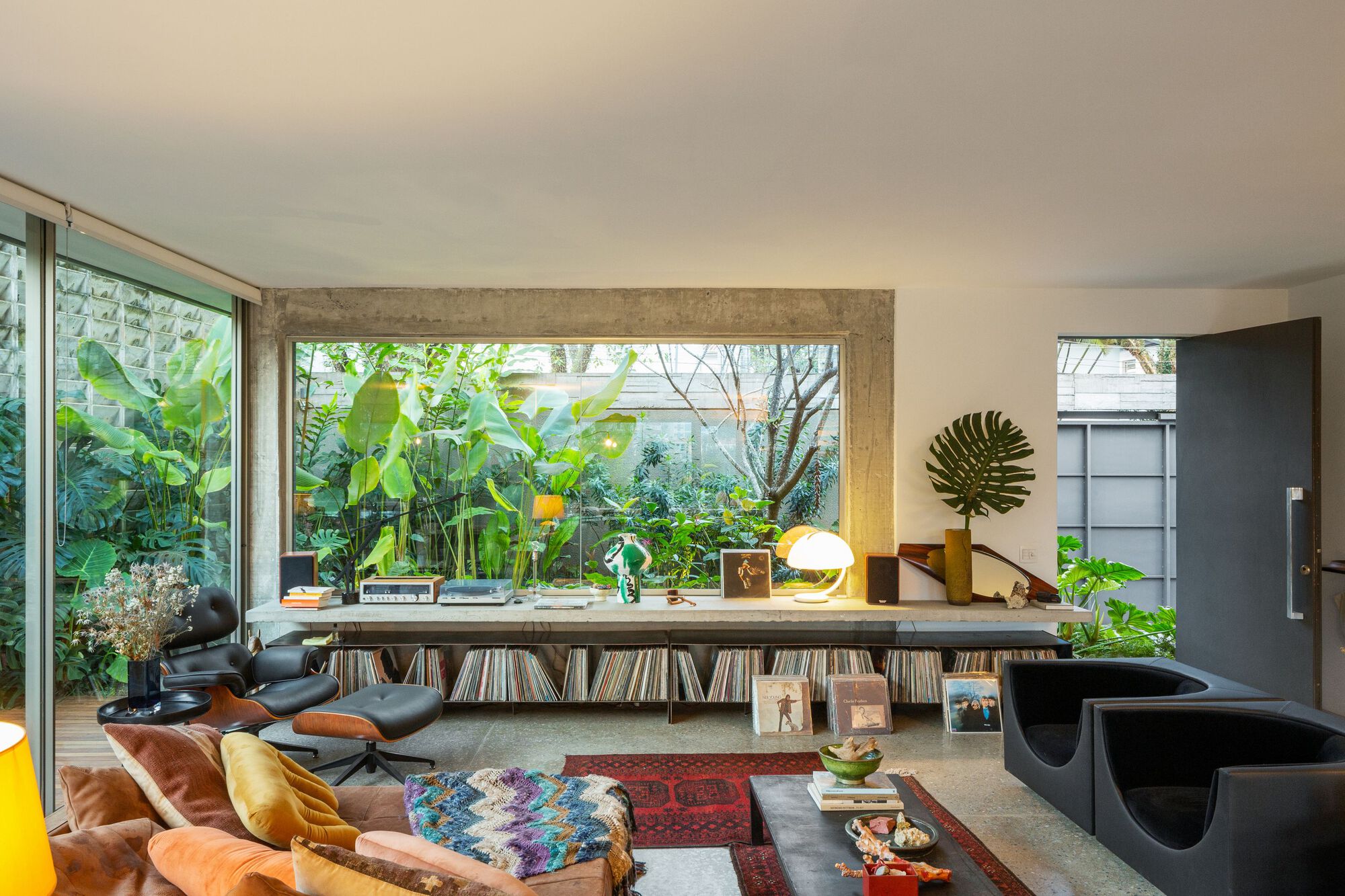 Gallery of Jardim das Bandeiras House / Nitsche Arquitetos - 4