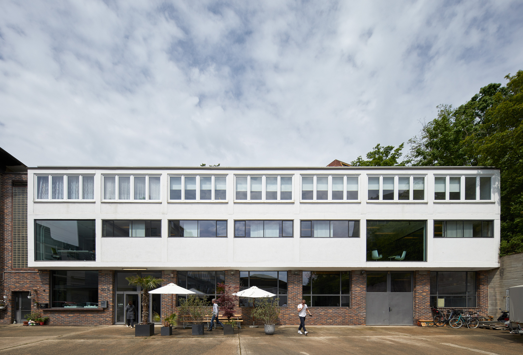 Gallery of Marc Goodwin Captures the Facades of Studios in Frankfurt, Stuttgart, and Munich - 10